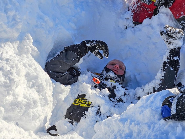 Avalanche Incident (CSAC) - Iceland, April 2, 2024